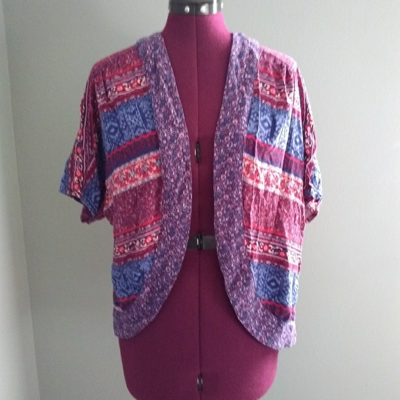 Forever 21 | Sweaters | 3 Forever 21 Patterned Bat Sleeve Shrug | Poshmark